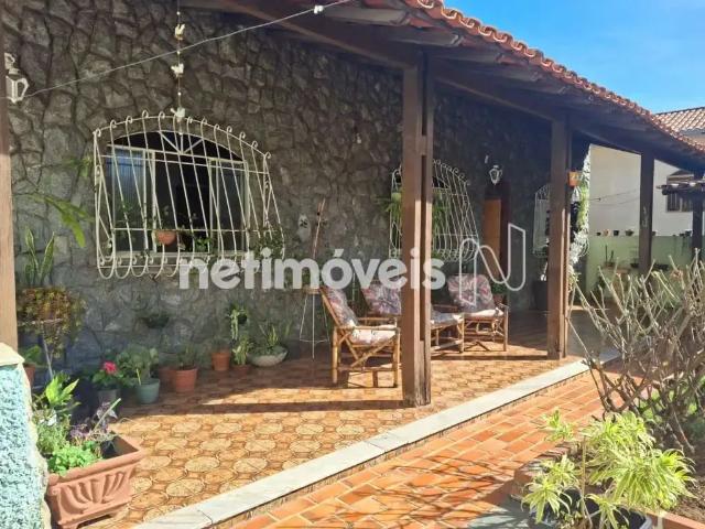 Casa / Sobrado para Venda em Belo Horizonte/MG Guarani 4 Quartos