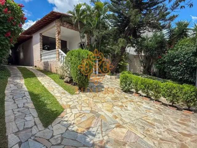 Casa / Sobrado para Venda em Belo Horizonte/MG Garças 4 Quartos