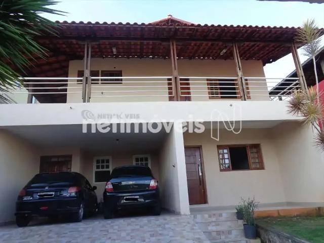 Casa / Sobrado para Venda em Belo Horizonte/MG Garças 4 Quartos