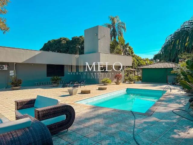 Casa / Sobrado para Venda em Belo Horizonte/MG Garças 4 Quartos