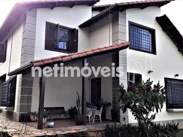 Casa / Sobrado para Venda em Belo Horizonte/MG Garças 5 Quartos