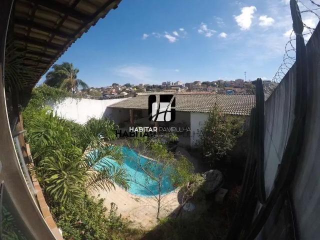 Casa / Sobrado para Venda em Belo Horizonte/MG Garças 5 Quartos
