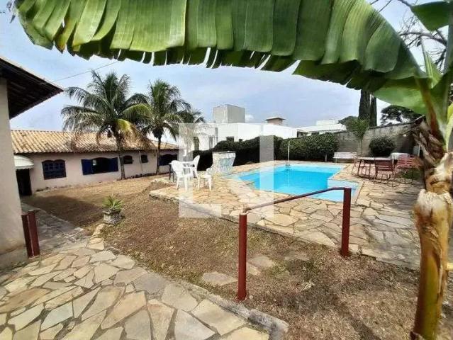 Casa / Sobrado para Venda em Belo Horizonte/MG Garças 5 Quartos