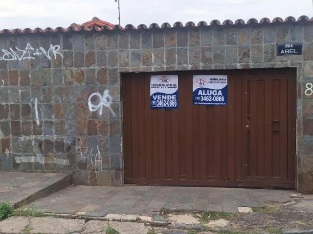 Casa / Sobrado para Venda em Belo Horizonte/MG Glória 4 Quartos