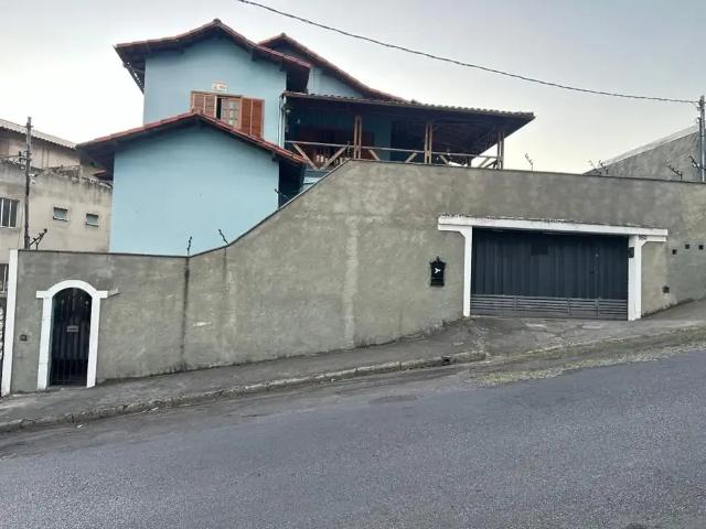 Casa / Sobrado para Venda em Belo Horizonte/MG Glória 4 Quartos