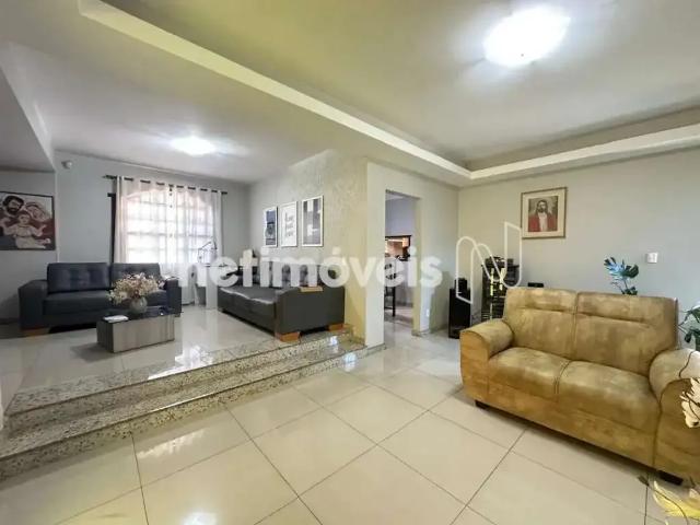 Casa / Sobrado para Venda em Belo Horizonte/MG Glória 3 Quartos