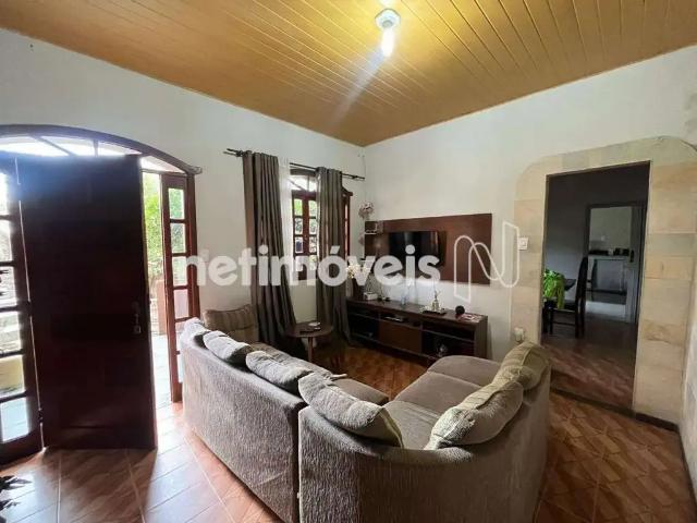 Casa / Sobrado para Venda em Belo Horizonte/MG Glória 3 Quartos