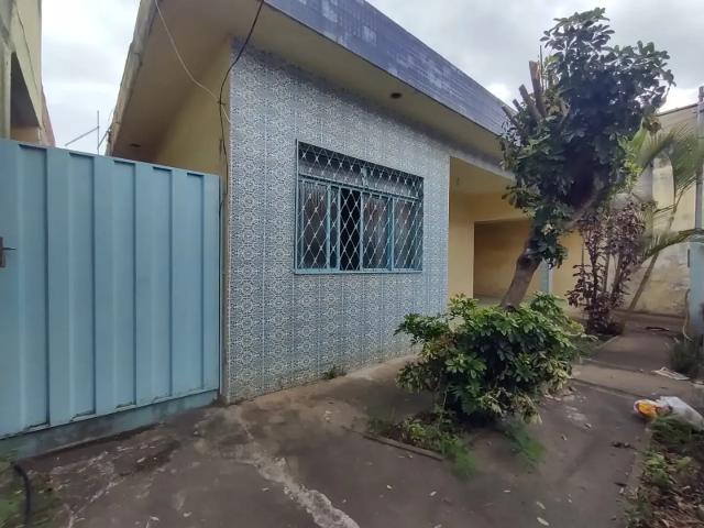 Casa / Sobrado para Venda em Belo Horizonte/MG Glória 3 Quartos
