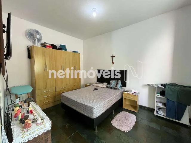 Casa / Sobrado para Venda em Belo Horizonte/MG Glória 3 Quartos