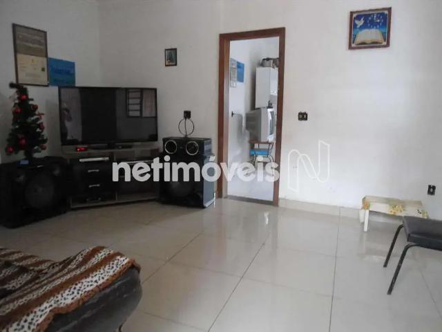 Casa / Sobrado para Venda em Belo Horizonte/MG Glória 3 Quartos