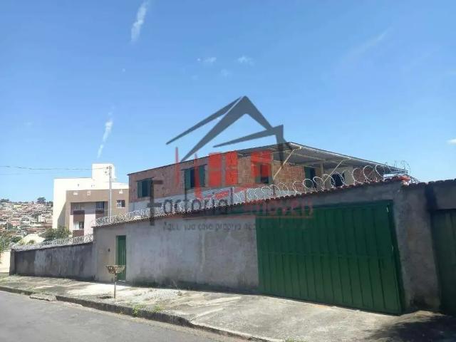 Casa / Sobrado para Venda em Belo Horizonte/MG Glória 3 Quartos