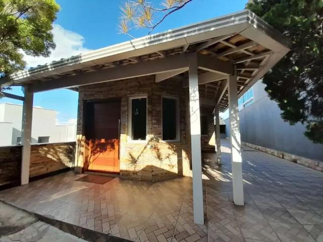 Casa / Sobrado para Venda em Belo Horizonte/MG Heliópolis 3 Quartos