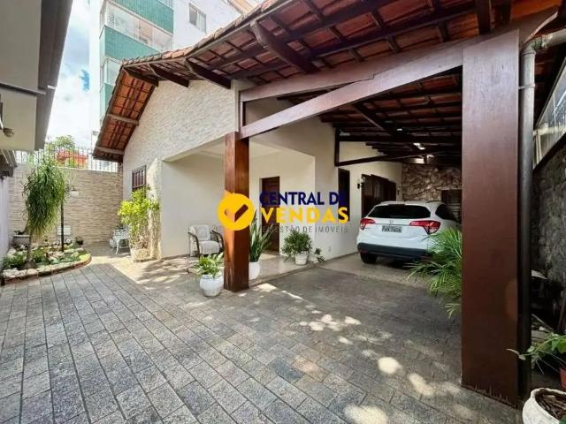 Casa / Sobrado para Venda em Belo Horizonte/MG Itapoã 3 Quartos