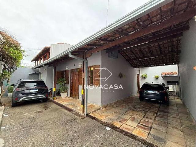 Casa / Sobrado para Venda em Belo Horizonte/MG Itapoã 3 Quartos