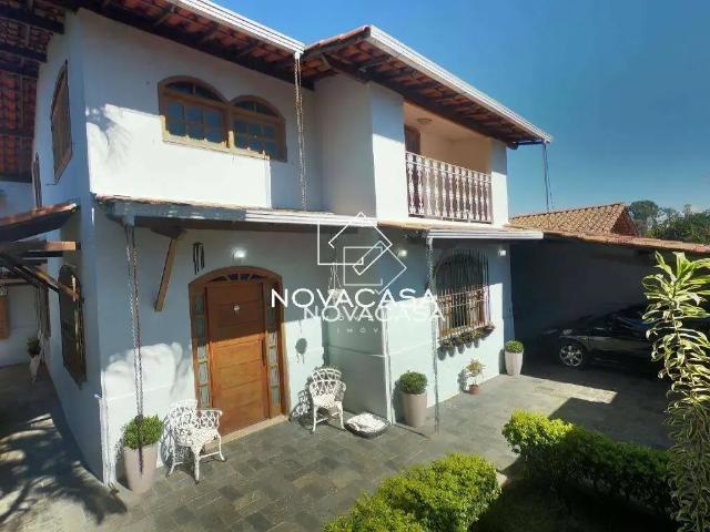 Casa / Sobrado para Venda em Belo Horizonte/MG Itapoã 4 Quartos