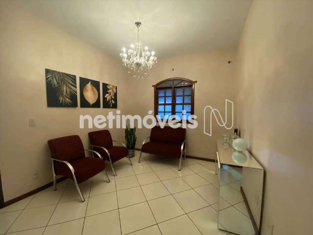 Casa / Sobrado para Venda em Belo Horizonte/MG Itatiaia 5 Quartos