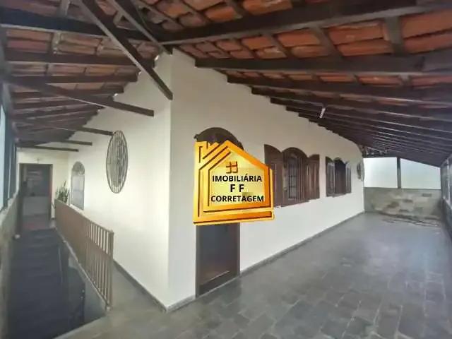 Casa / Sobrado para Venda em Belo Horizonte/MG Ipiranga 4 Quartos