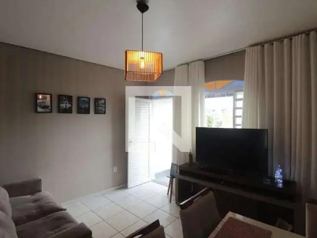 Casa / Sobrado para Venda em Belo Horizonte/MG Jaqueline 2 Quartos
