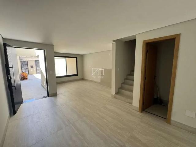Casa / Sobrado para Venda em Belo Horizonte/MG Jaraguá 4 Quartos