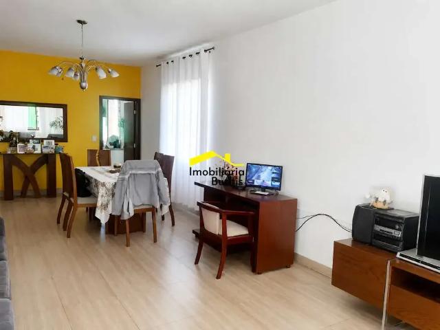 Casa / Sobrado para Venda em Belo Horizonte/MG Jardim América 3 Quartos