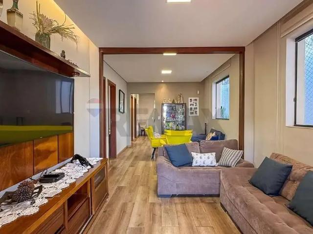 Casa / Sobrado para Venda em Belo Horizonte/MG Jardim América 4 Quartos