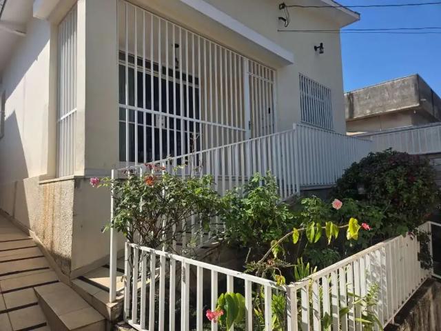 Casa / Sobrado para Venda em Belo Horizonte/MG Jardim Montanhês 3 Quartos