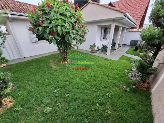 Casa / Sobrado para Venda em Belo Horizonte/MG João Pinheiro 3 Quartos