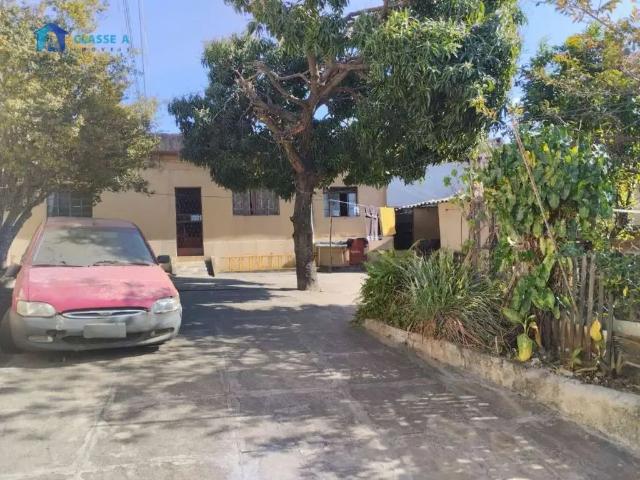 Casa / Sobrado para Venda em Belo Horizonte/MG João Pinheiro 3 Quartos