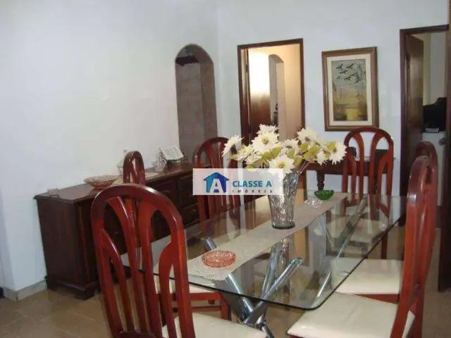 Casa / Sobrado para Venda em Belo Horizonte/MG João Pinheiro 3 Quartos