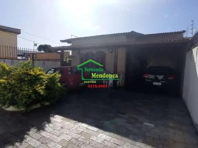 Casa / Sobrado para Venda em Belo Horizonte/MG João Pinheiro 4 Quartos