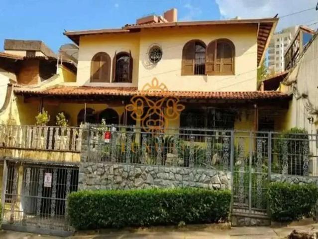 Casa / Sobrado para Venda em Belo Horizonte/MG Luxemburgo 5 Quartos