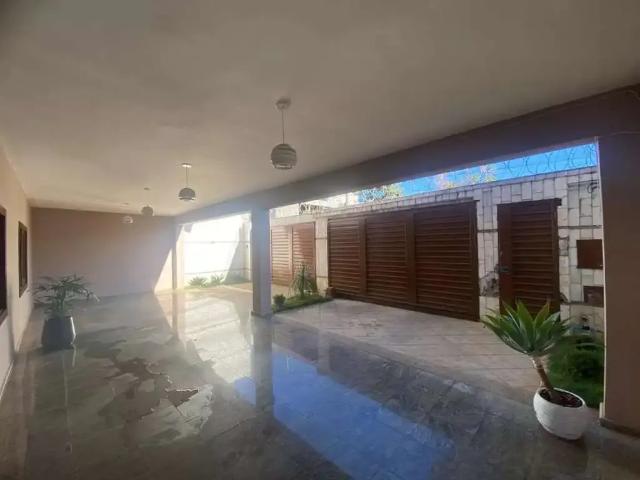 Casa / Sobrado para Venda em Belo Horizonte/MG Letícia 4 Quartos
