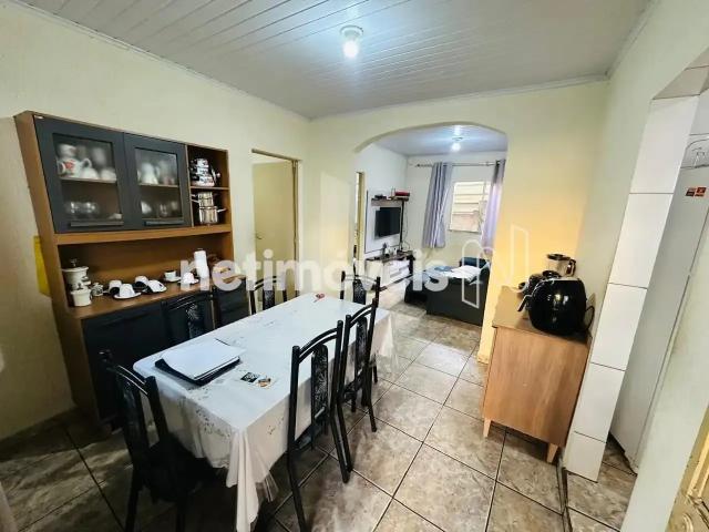 Casa / Sobrado para Venda em Belo Horizonte/MG Lindéia 3 Quartos