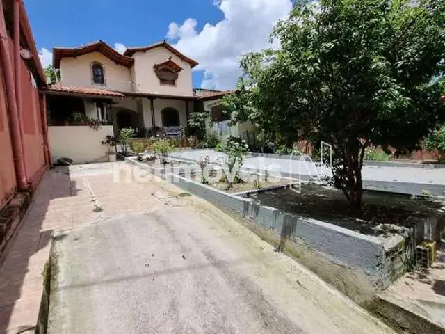 Casa / Sobrado para Venda em Belo Horizonte/MG Lindéia 5 Quartos