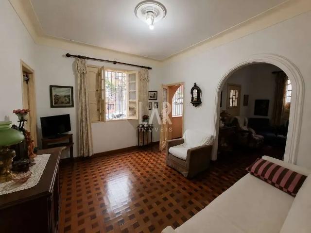 Casa / Sobrado para Venda em Belo Horizonte/MG Lourdes 4 Quartos