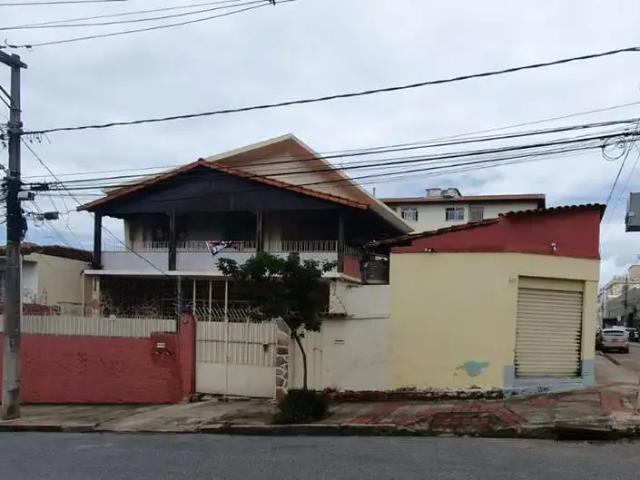 Casa / Sobrado para Venda em Belo Horizonte/MG Padre Eustáquio 6 Quartos