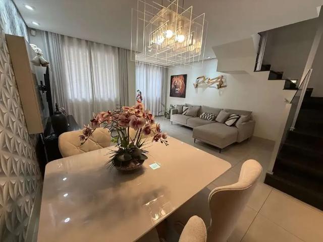 Casa / Sobrado para Venda em Belo Horizonte/MG Palmares 3 Quartos