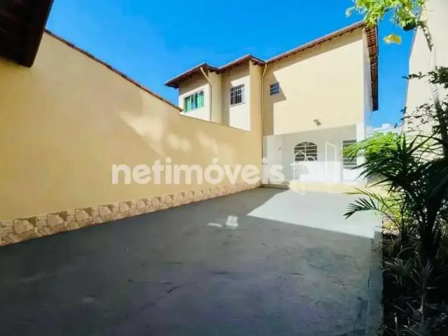 Casa / Sobrado para Venda em Belo Horizonte/MG Paquetá 3 Quartos