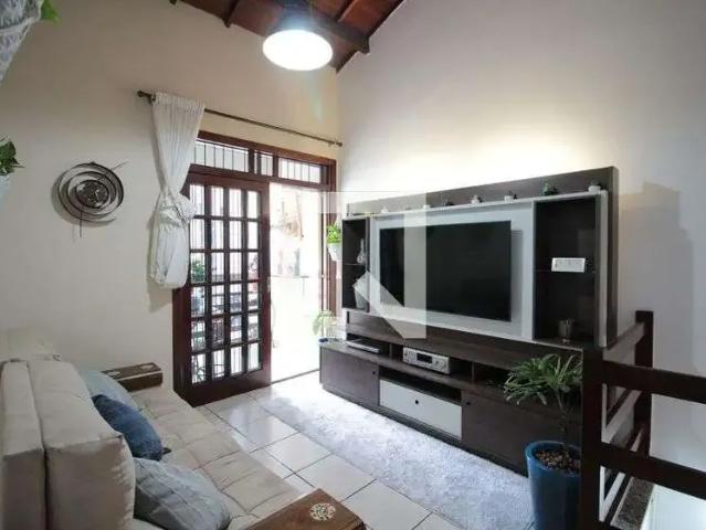 Casa / Sobrado para Venda em Belo Horizonte/MG Paquetá 4 Quartos