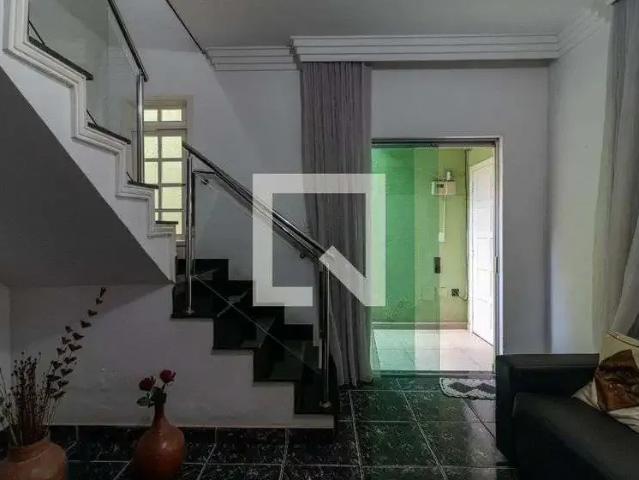 Casa / Sobrado para Venda em Belo Horizonte/MG Paquetá 4 Quartos