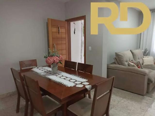 Casa / Sobrado para Venda em Belo Horizonte/MG Paraíso 3 Quartos