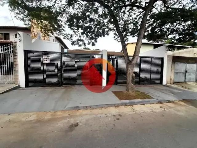 Casa / Sobrado para Venda em Belo Horizonte/MG Parque Copacabana 3 Quartos