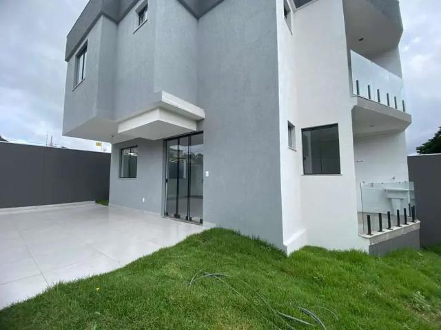 Casa / Sobrado para Venda em Belo Horizonte/MG Parque Copacabana 3 Quartos