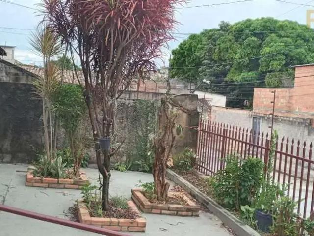 Casa / Sobrado para Venda em Belo Horizonte/MG Parque Leblon 3 Quartos