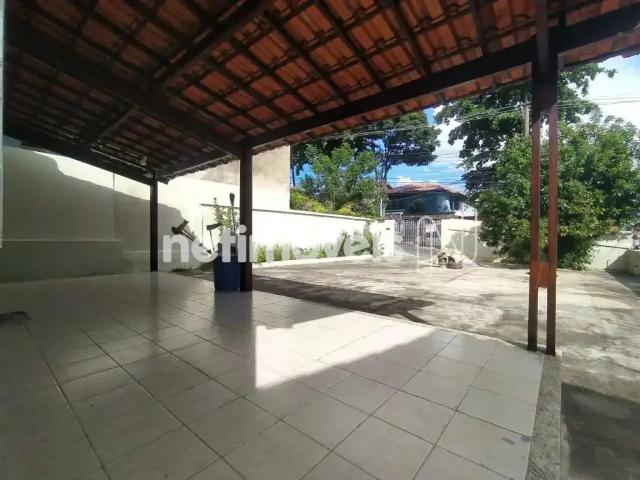 Casa / Sobrado para Venda em Belo Horizonte/MG Minas Caixa 4 Quartos