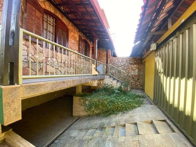 Casa / Sobrado para Venda em Belo Horizonte/MG Piratininga Venda Nova 7 Quartos