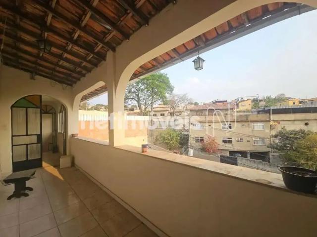 Casa / Sobrado para Venda em Belo Horizonte/MG Pirajá 4 Quartos