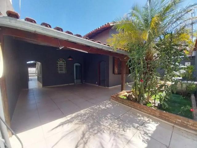 Casa / Sobrado para Venda em Belo Horizonte/MG Pirajá 3 Quartos
