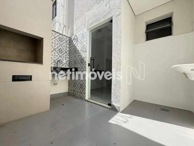 Casa / Sobrado para Venda em Belo Horizonte/MG Planalto 2 Quartos