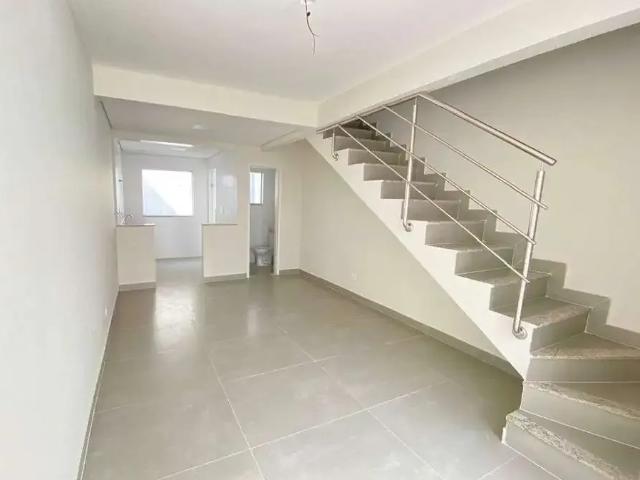Casa / Sobrado para Venda em Belo Horizonte/MG Planalto 2 Quartos